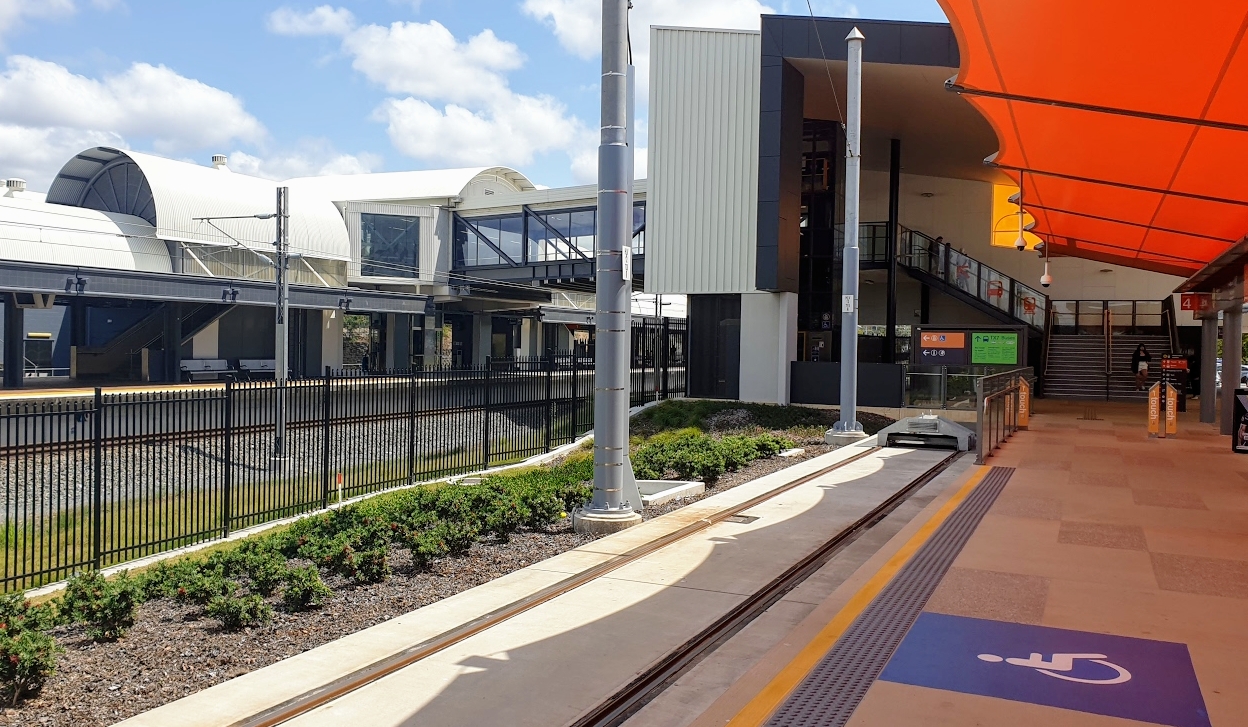 Helensvale Station HR-LR stations - Greater Auckland